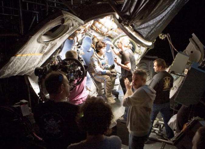 Conoce a Neil Corbould, supervisor de efectos especiales de Gravity ...